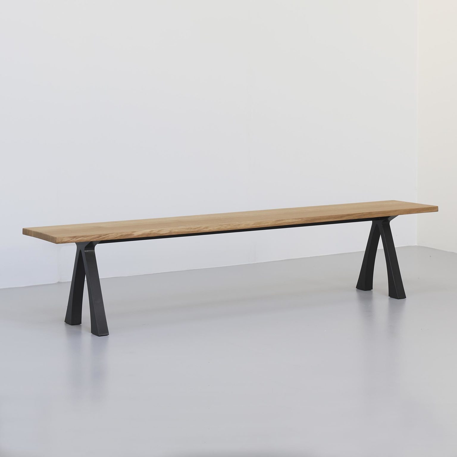 Bridger Bench - R HUGHES