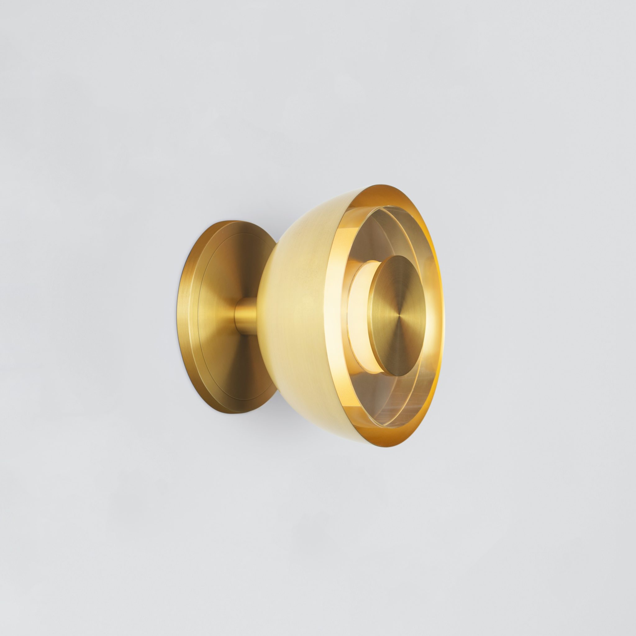 Wall Lights Archives - R HUGHES
