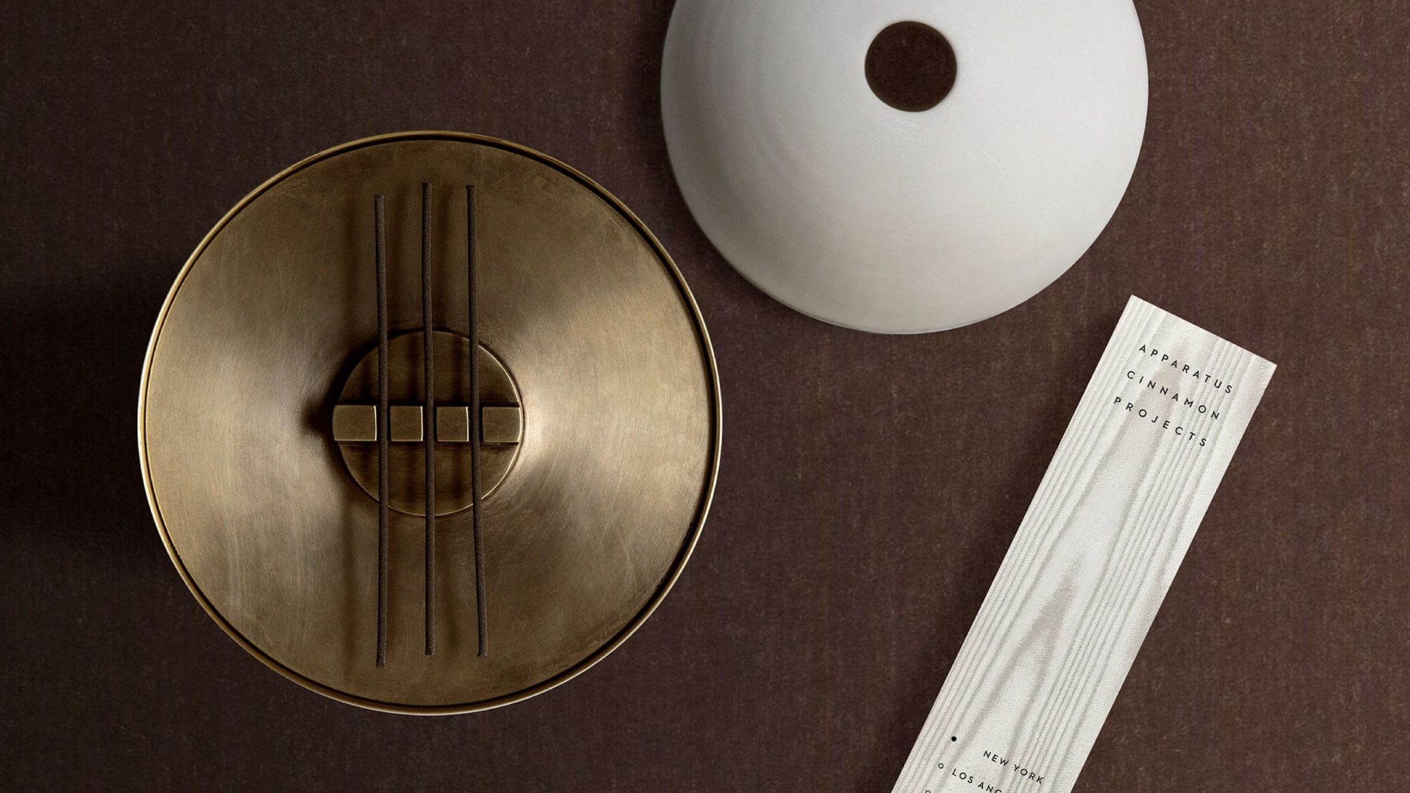 PARS: COCKTAIL TABLE - R HUGHES