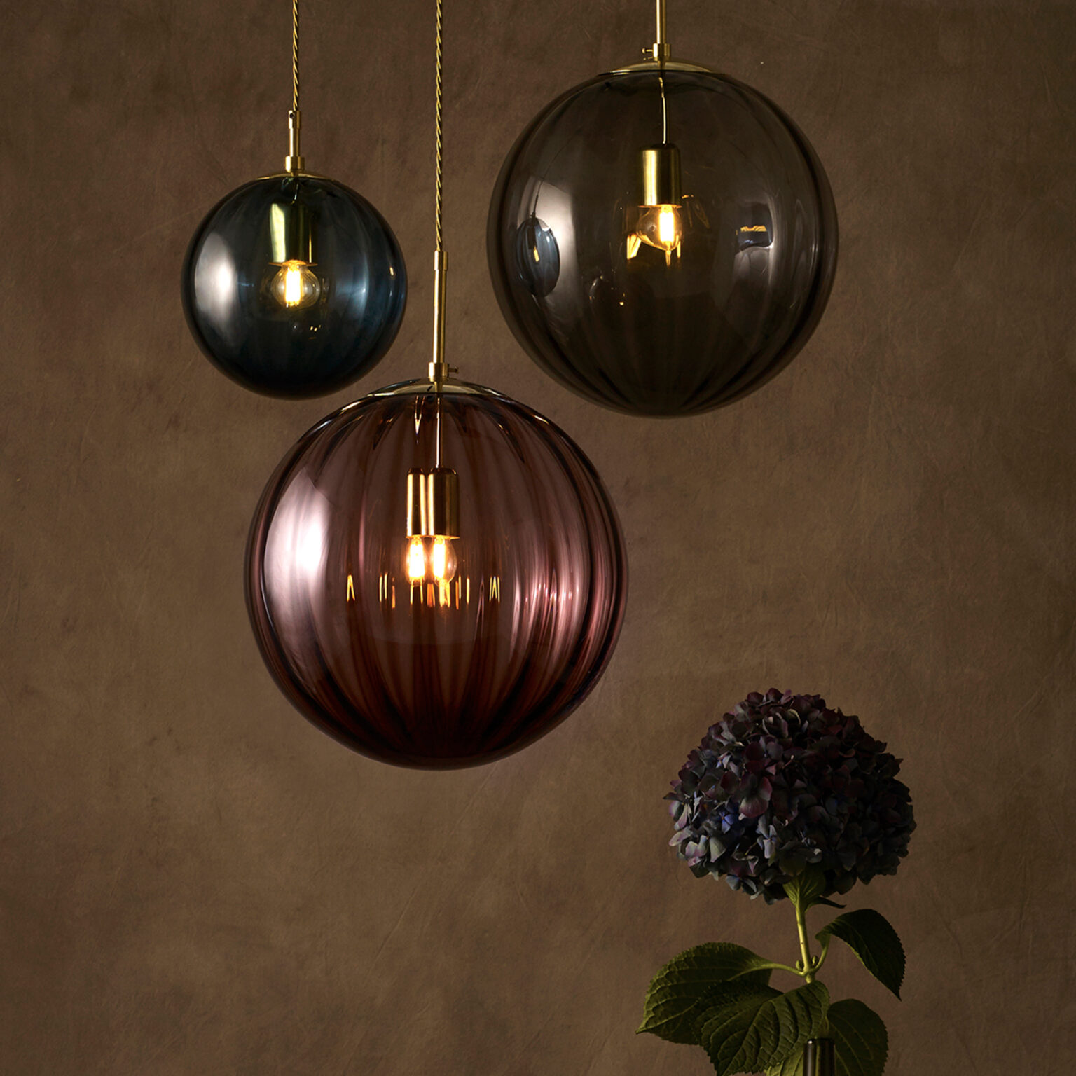 Mini L Bracket Wall Light - R HUGHES