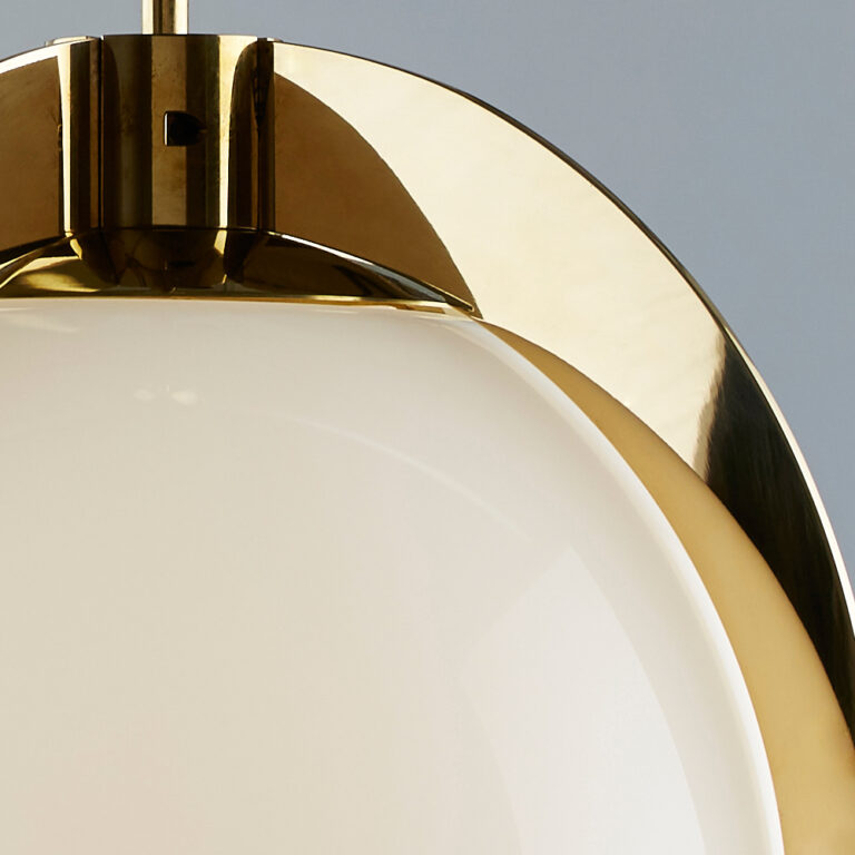 Opal Claw Globe, Large - R HUGHES