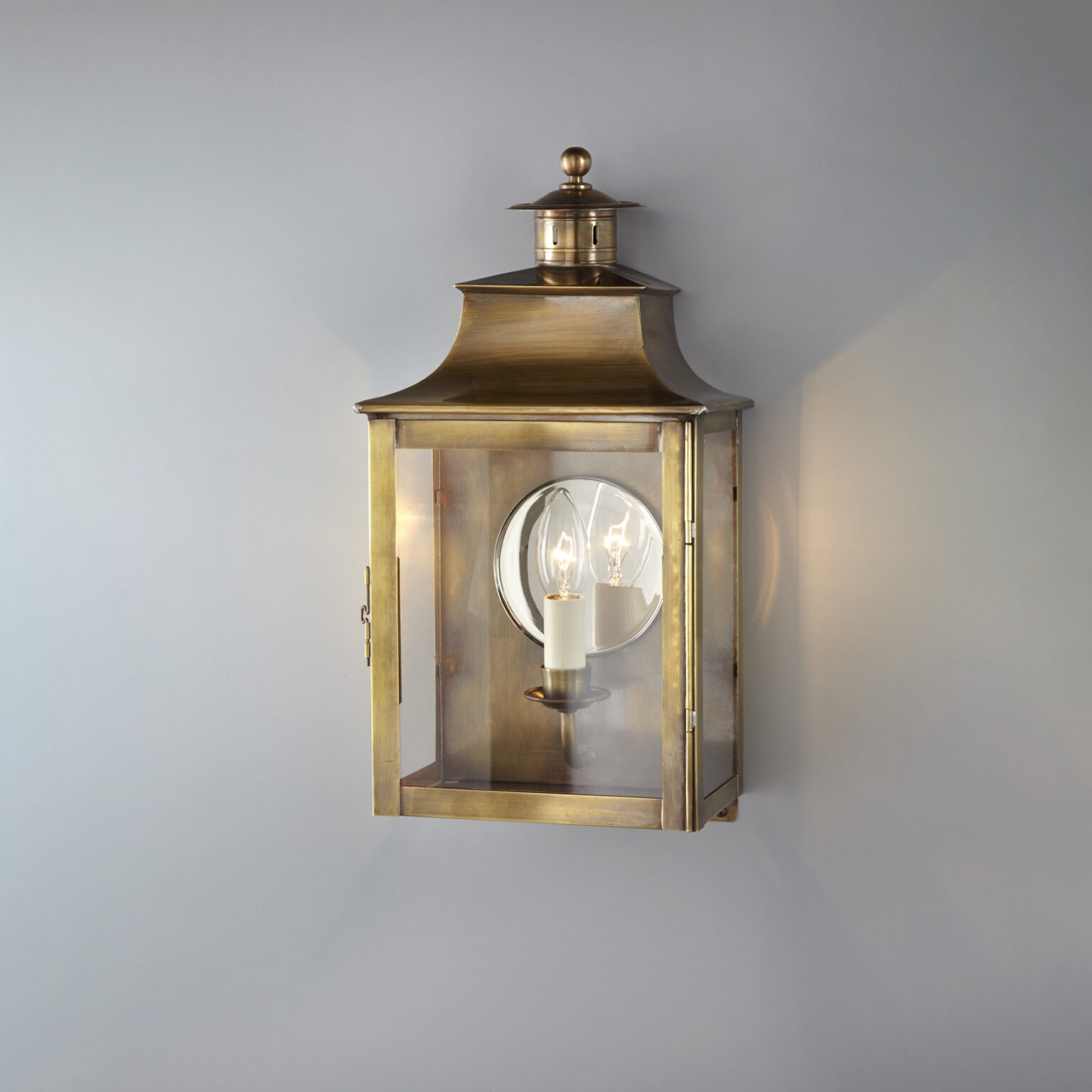 Square Lantern With Chimney And Mirror - R HUGHES