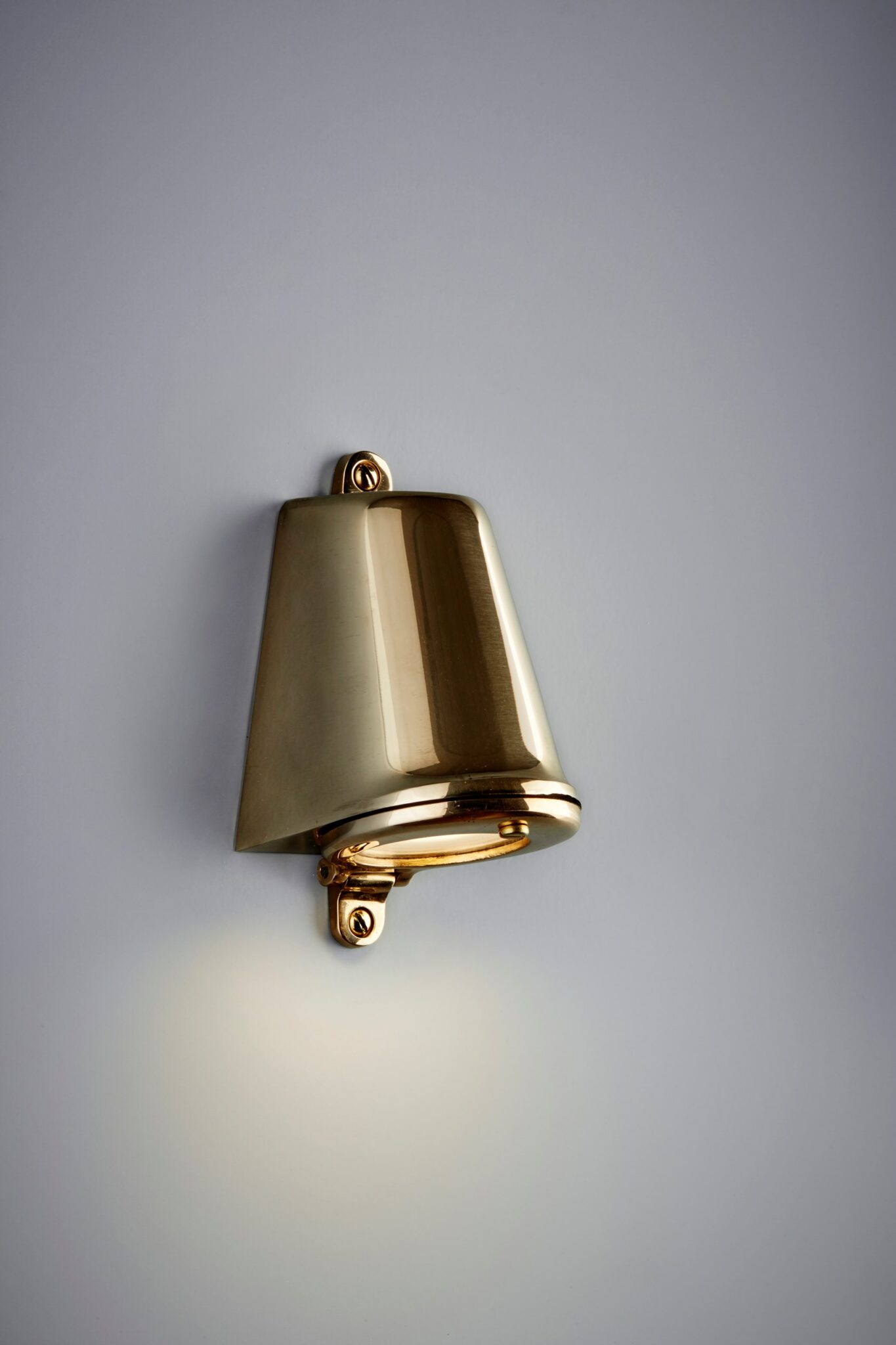 Wall Lights Archives - Page 2 of 7 - R HUGHES