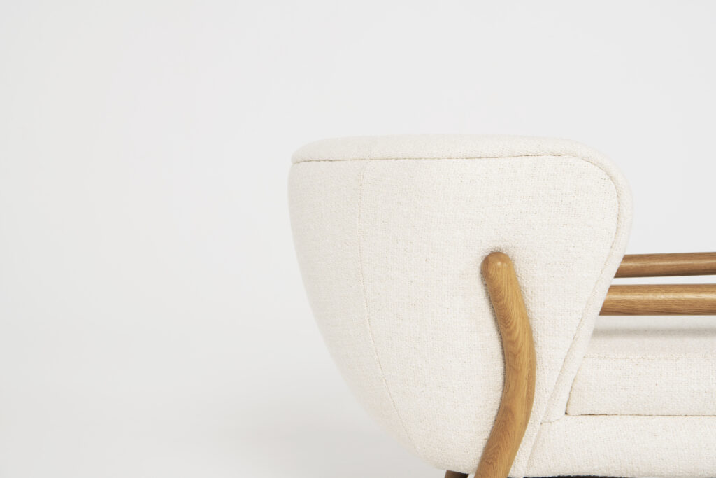 Polus 016 - R HUGHES