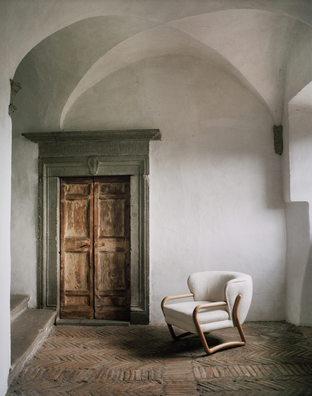 Polus 016 - R HUGHES