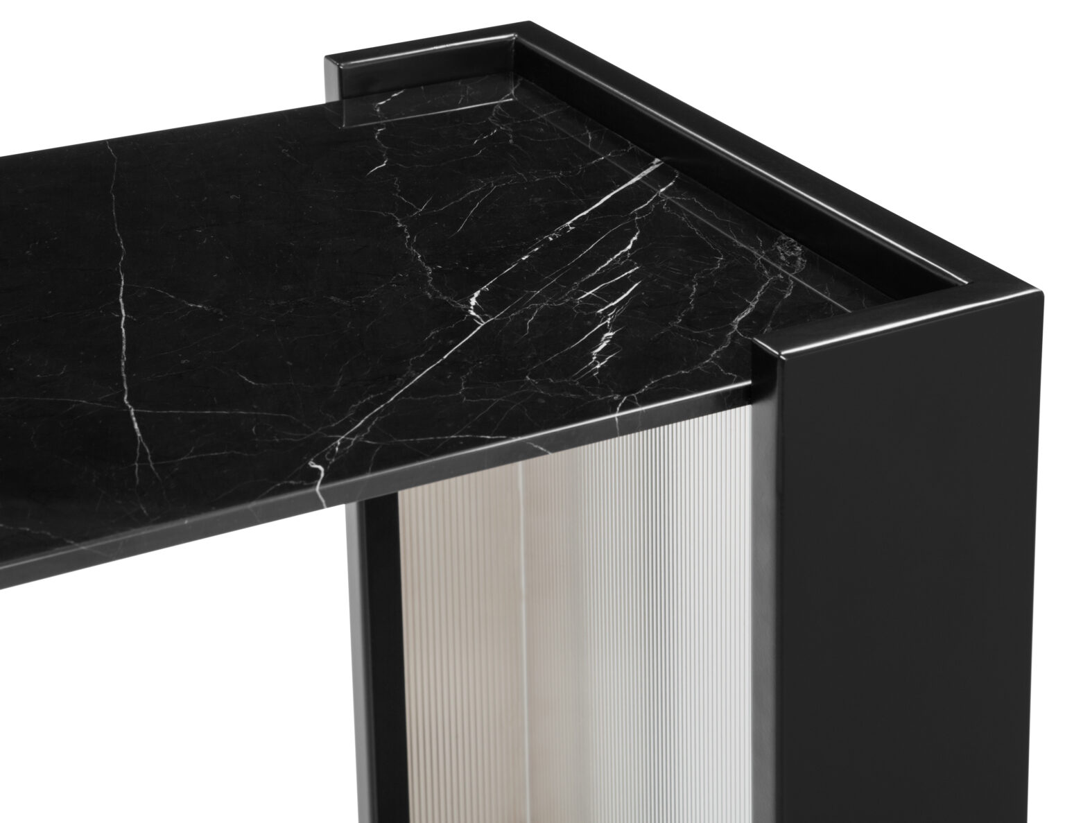 Edge Console - R HUGHES