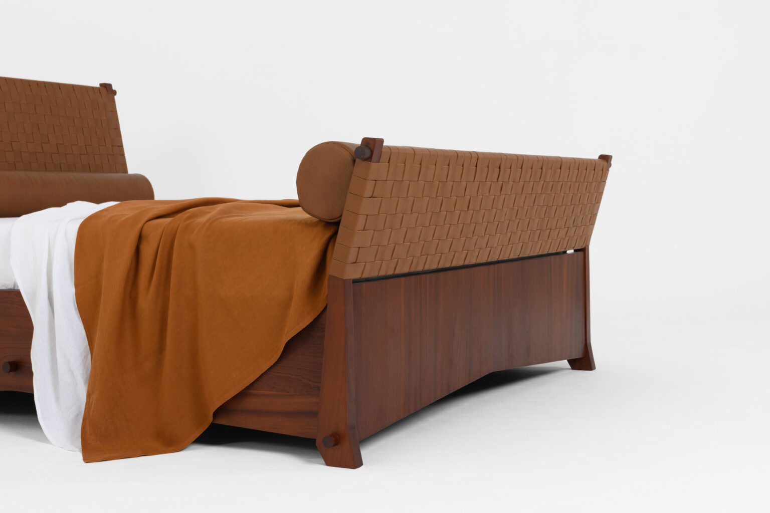 Dehlos Bed in Mahogany - R HUGHES