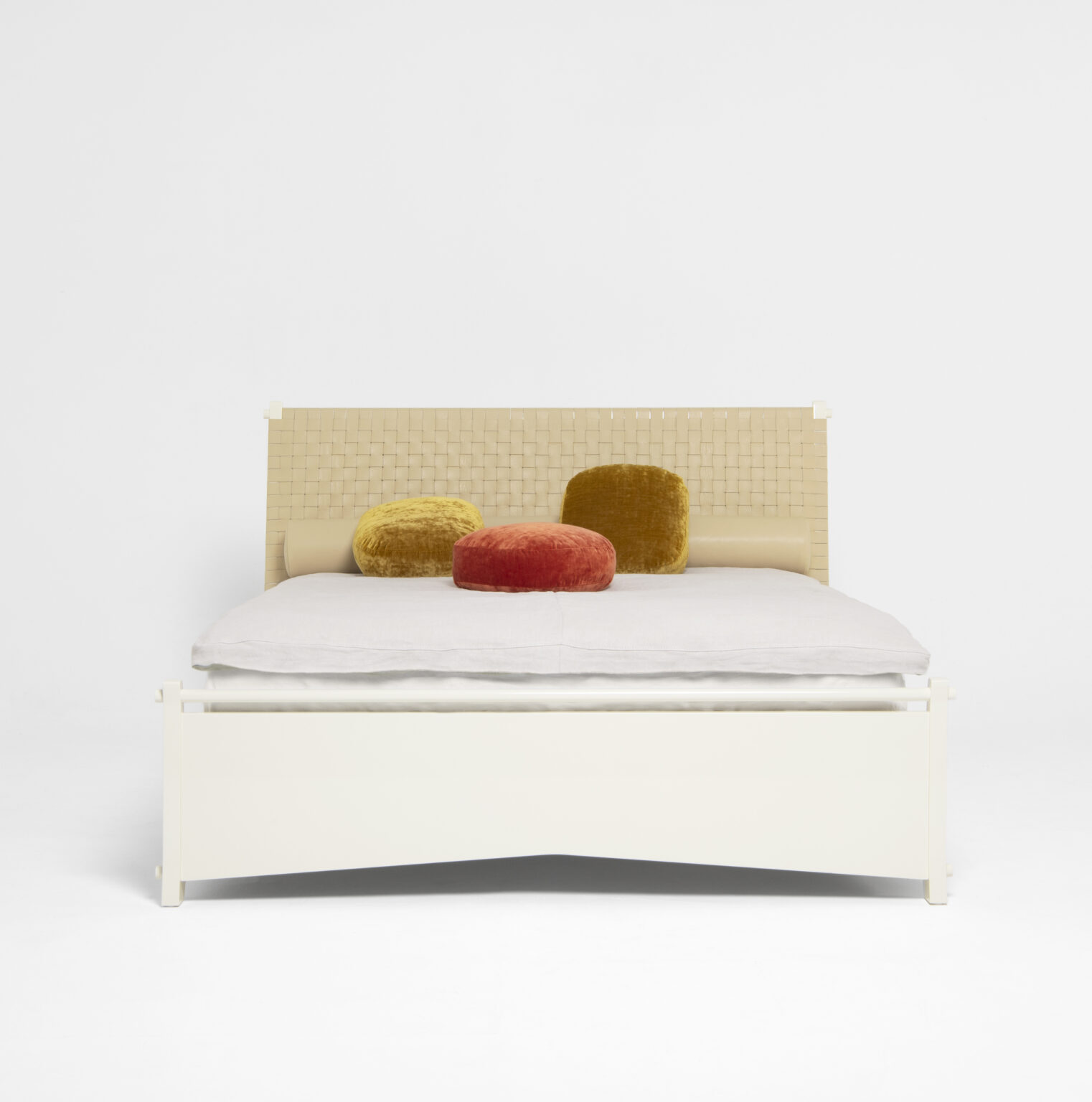 Dehlos Bed Lacquer - R HUGHES