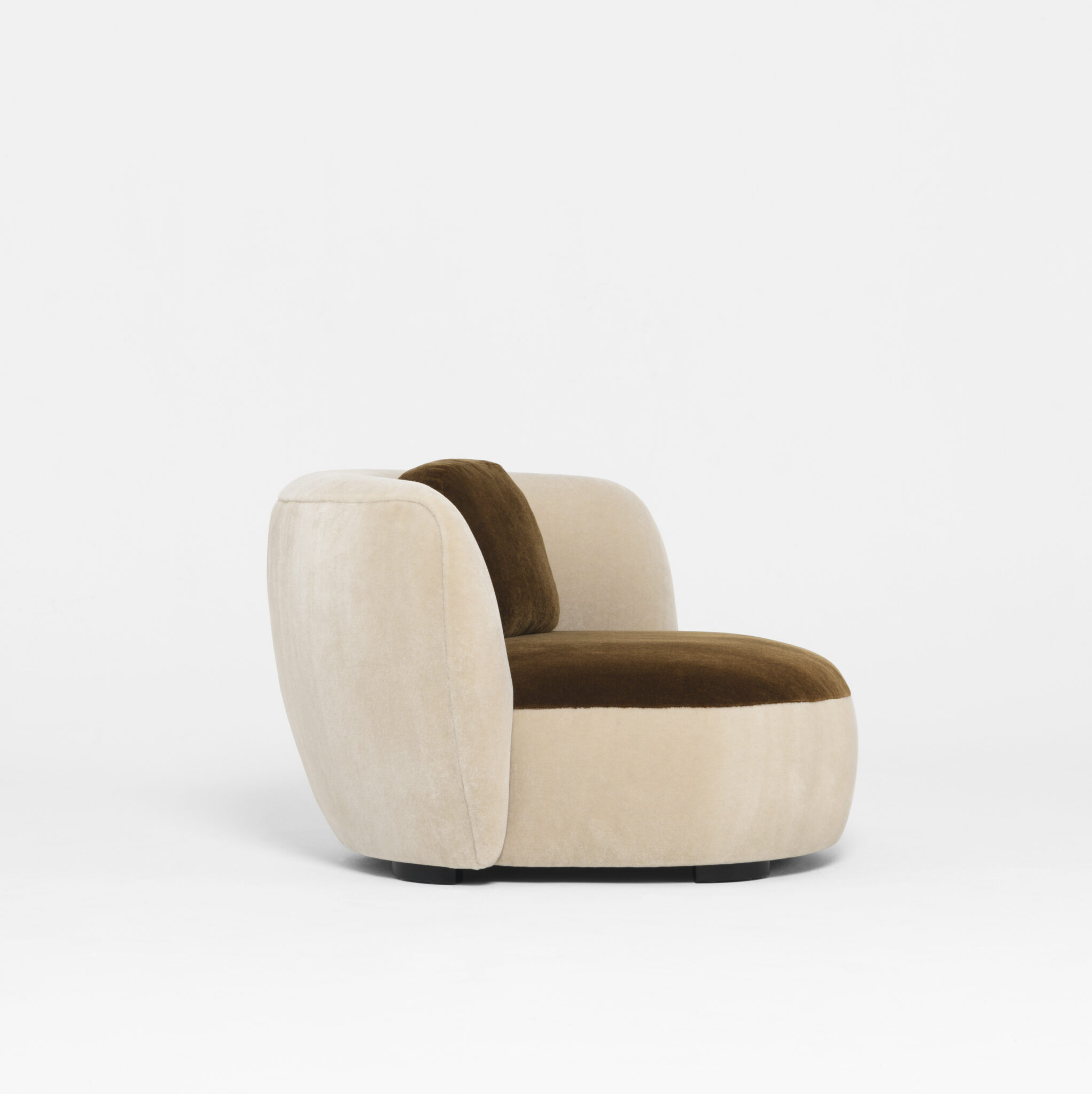 Méridienne Lounge Chair - R HUGHES