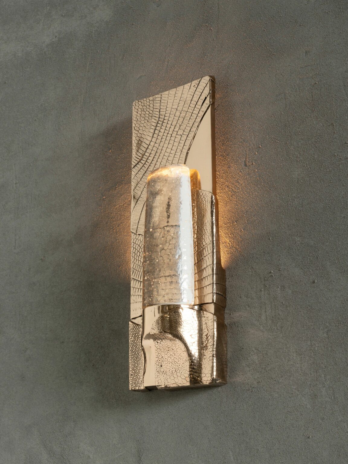 Isthmus Sconce - R HUGHES