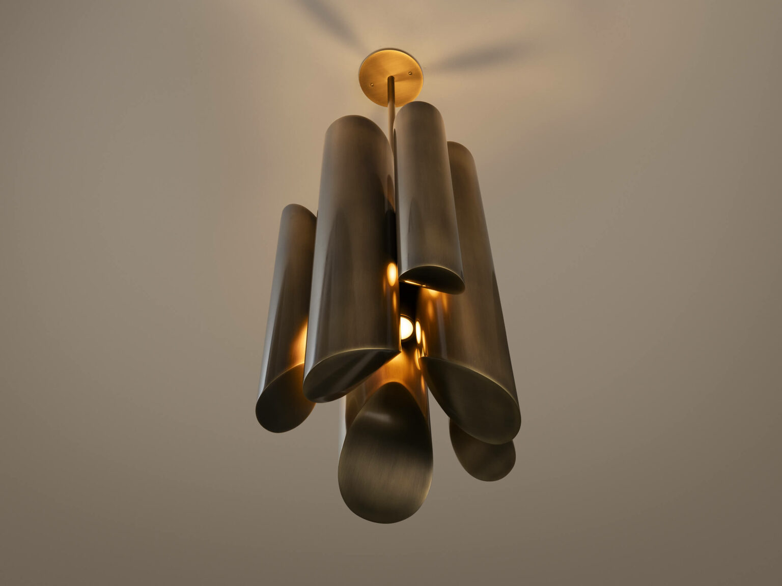 Loma Chandelier Size 1 - R HUGHES