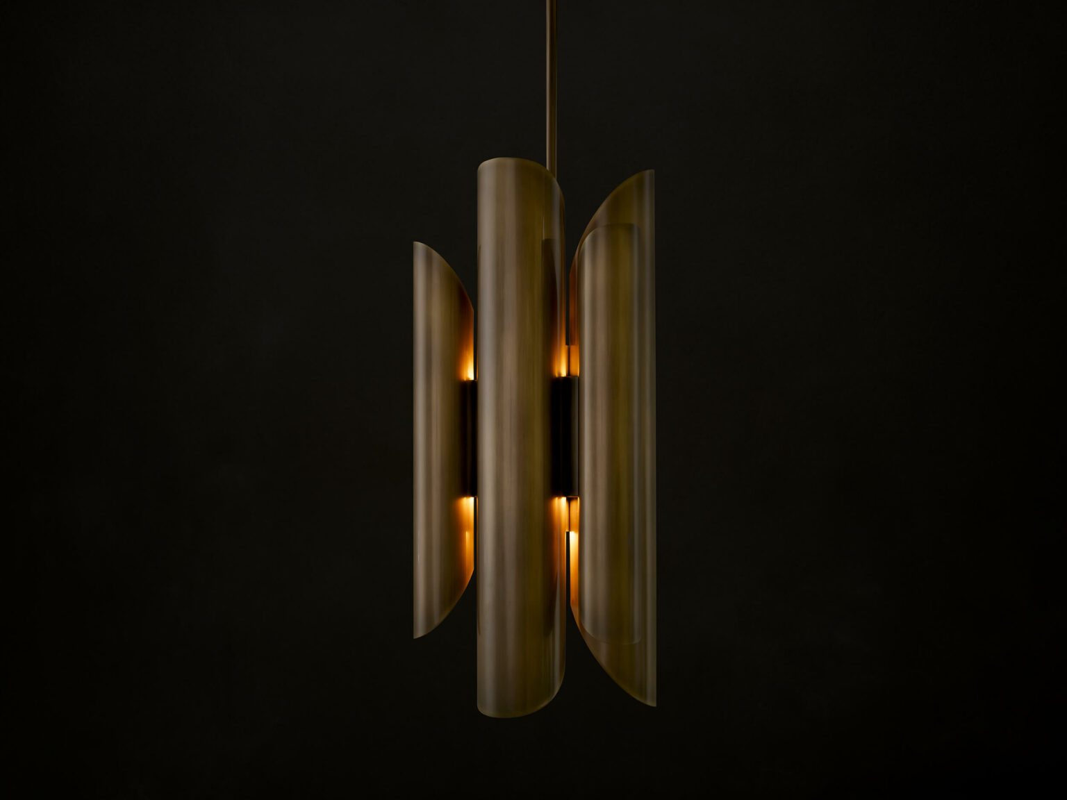Loma Chandelier Size 1 - R HUGHES