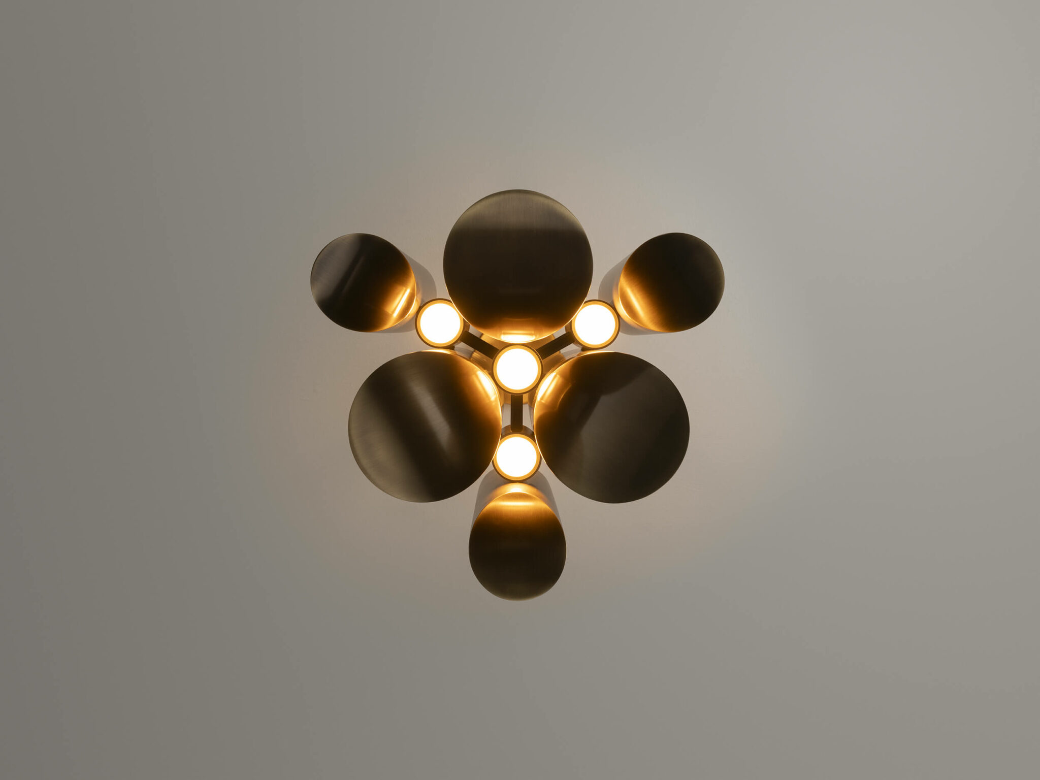 Loma Chandelier Size 1 - R HUGHES