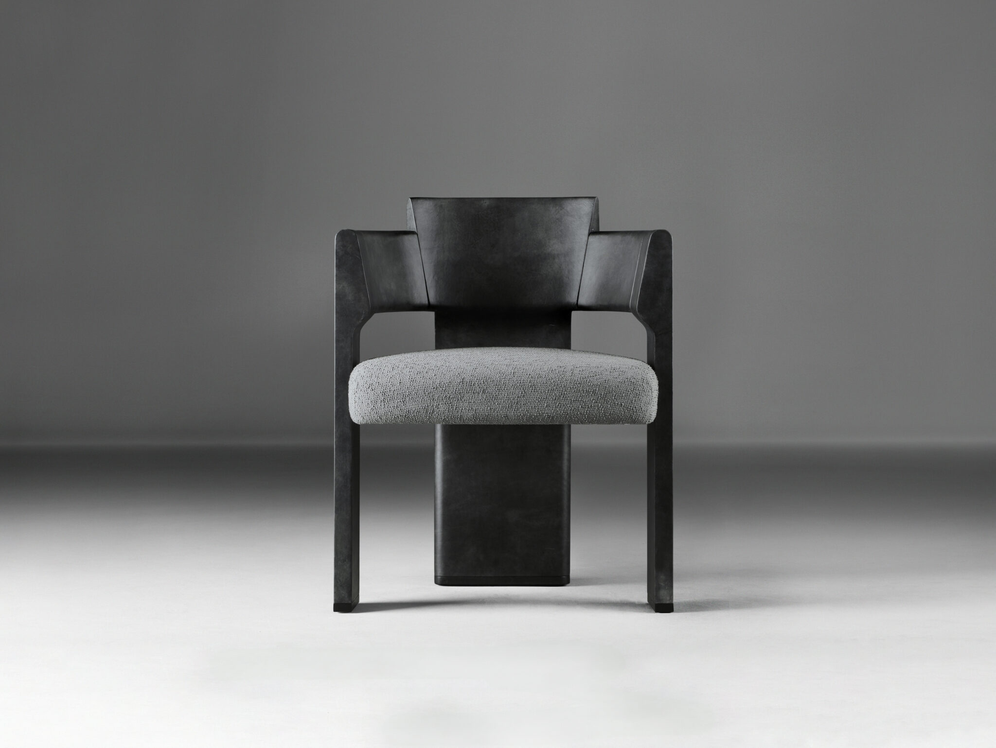 Dais Spot Chair - R HUGHES