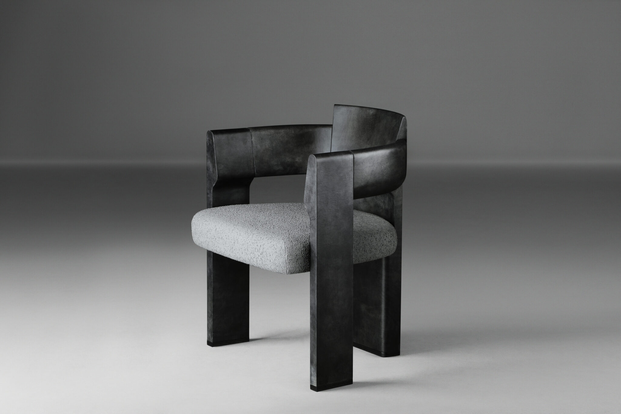 Dais Spot Chair - R HUGHES