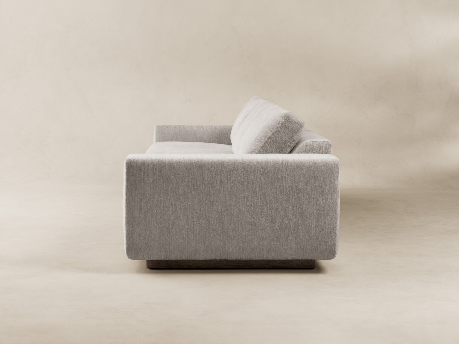 CAMPAU SOFA - R HUGHES