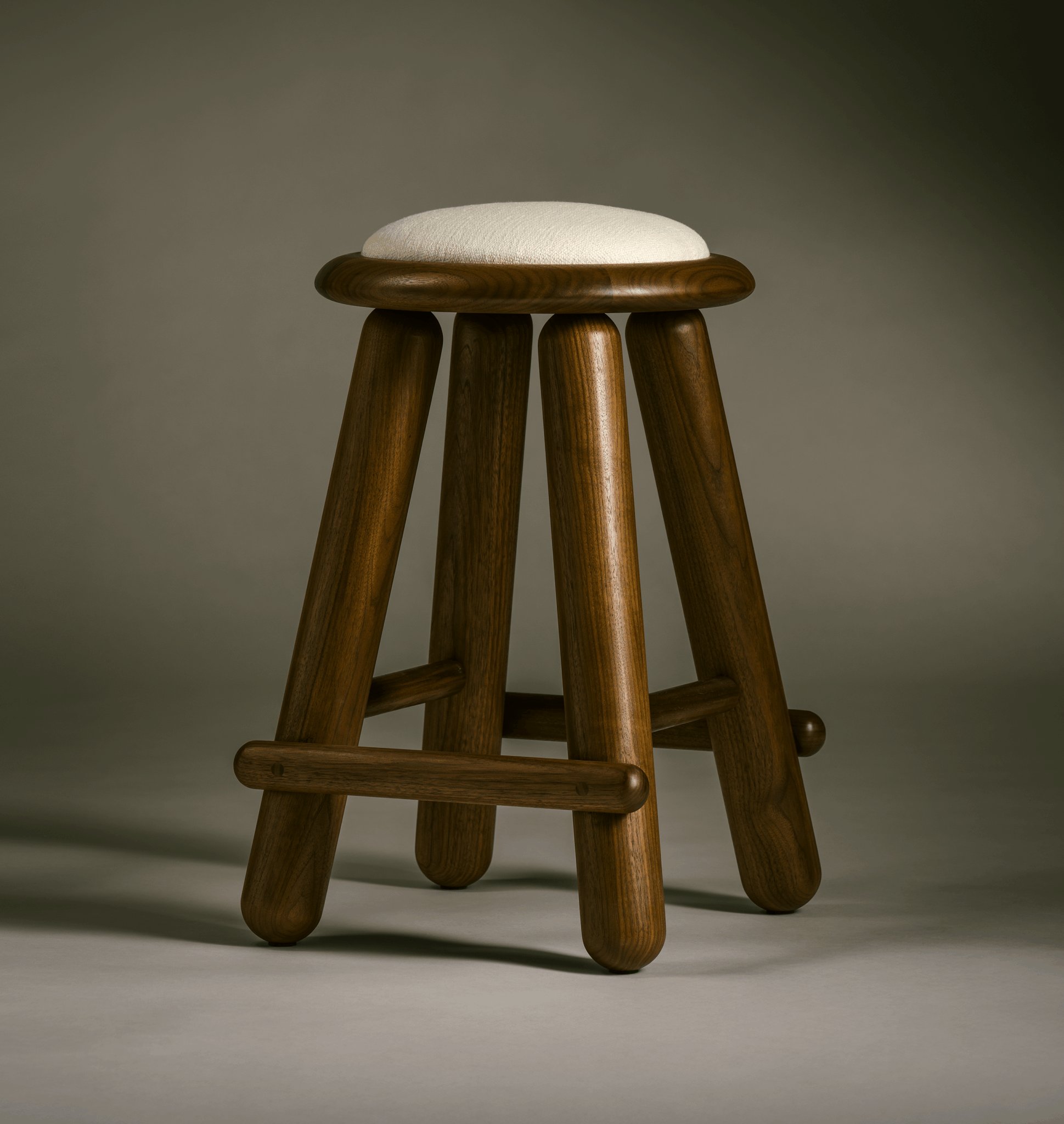 The Laddi Table Lamp - R HUGHES