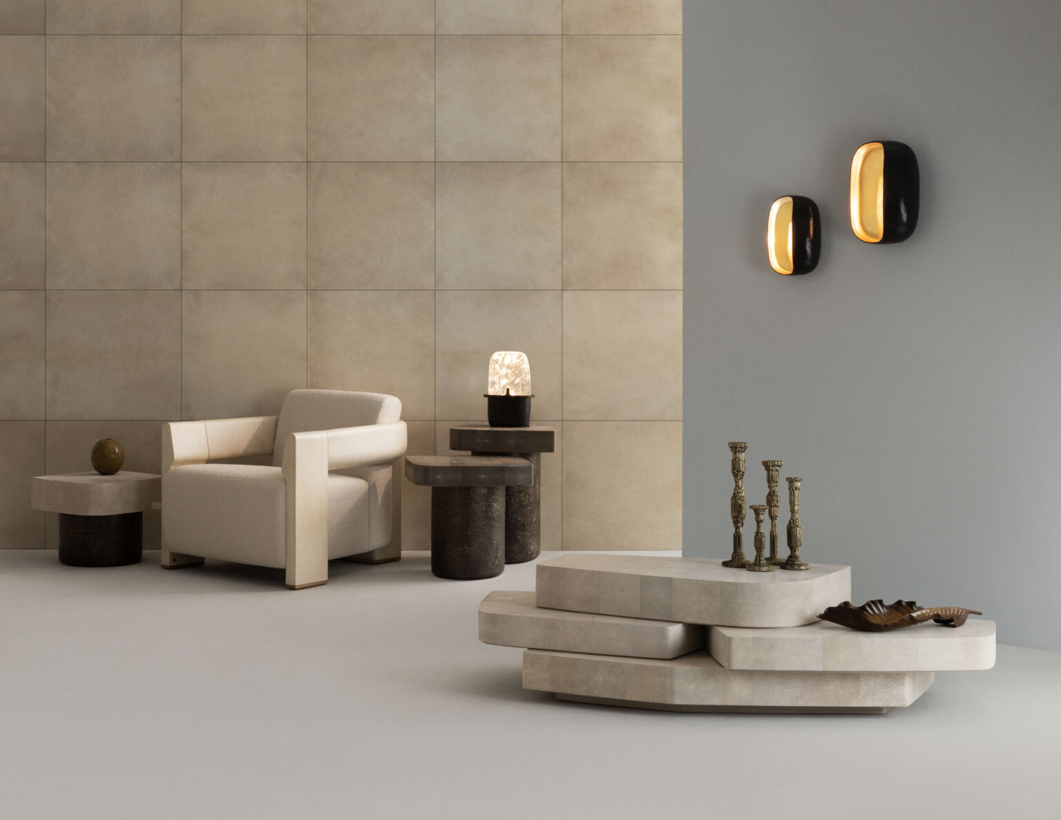 Well Placed: XXV Years of Alexander Lamont - R HUGHES