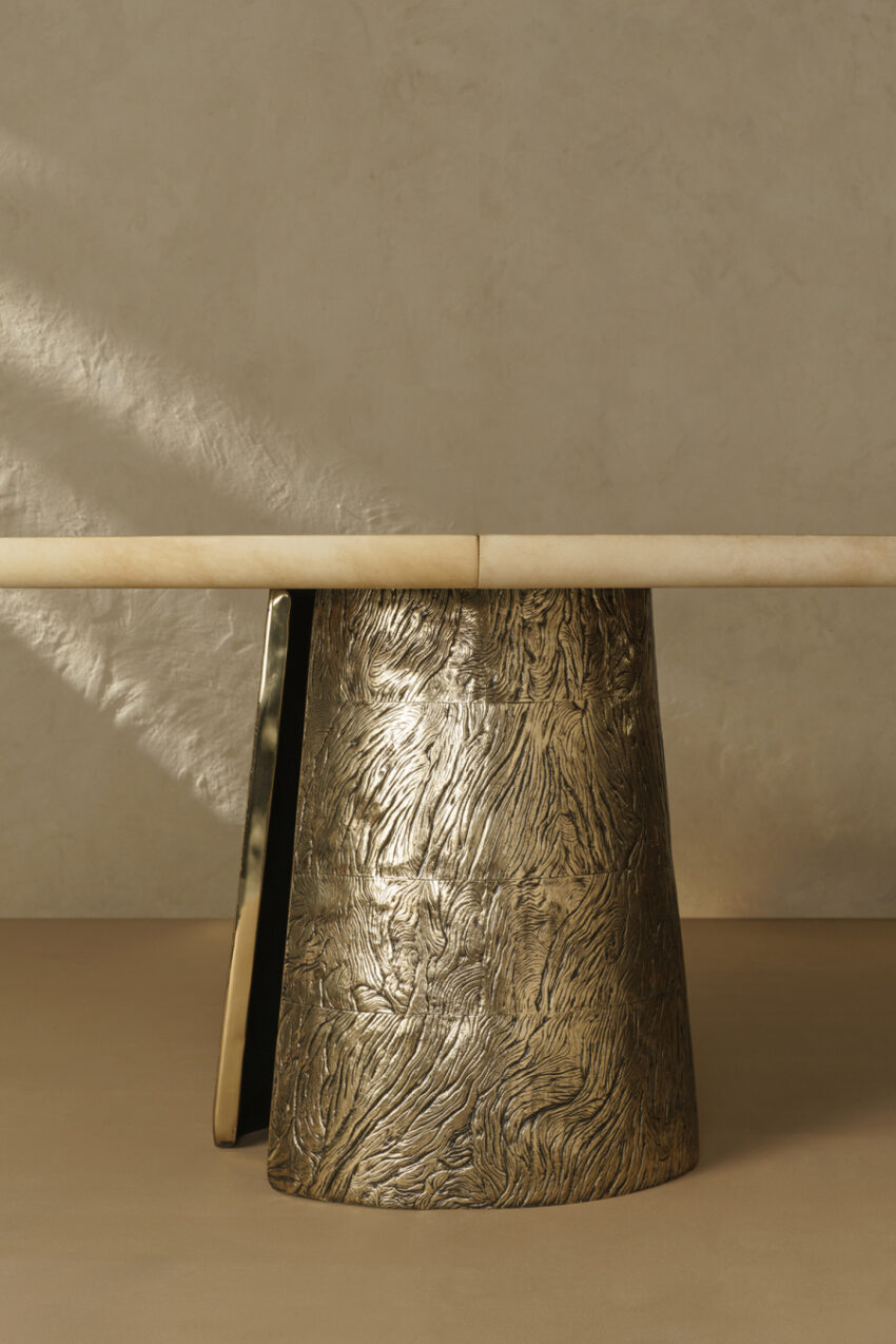 Canoa Vessel - R HUGHES